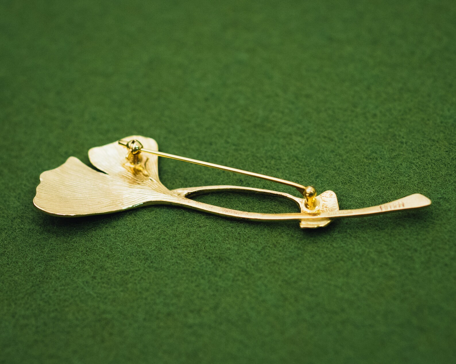 Classic Gingko Leaf Brooch - Ginkgo Jewelry - Gingko Brooch - Japanese ...
