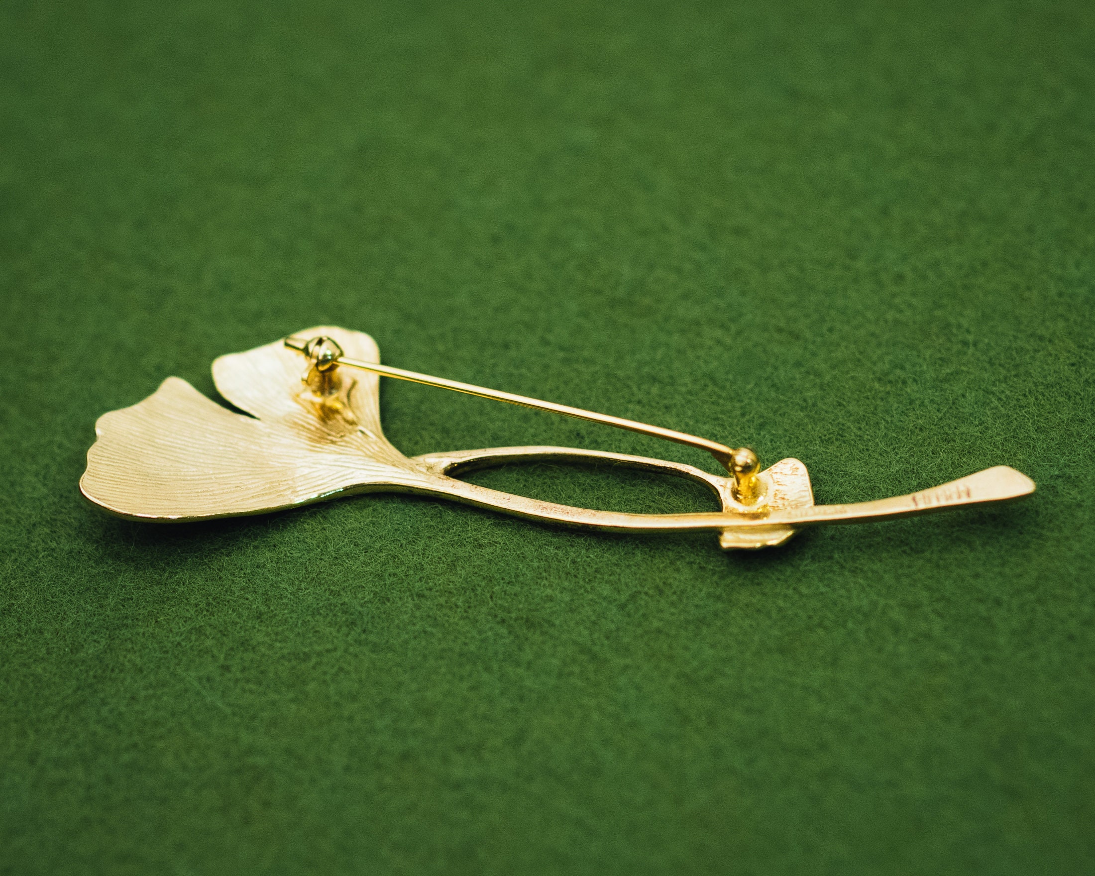 Classic Gingko Leaf Brooch - Ginkgo Jewelry - Gingko Brooch - Japanese ...