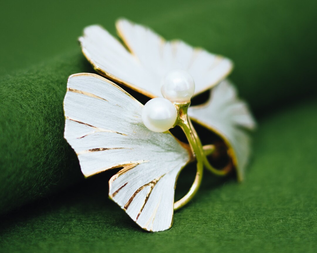 Classic Gingko Leaf Cluster Brooch - Ginkgo Jewelry - Gingko Brooch ...