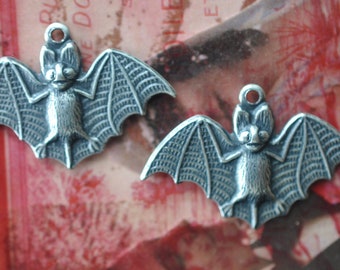 Gothic charms | Etsy