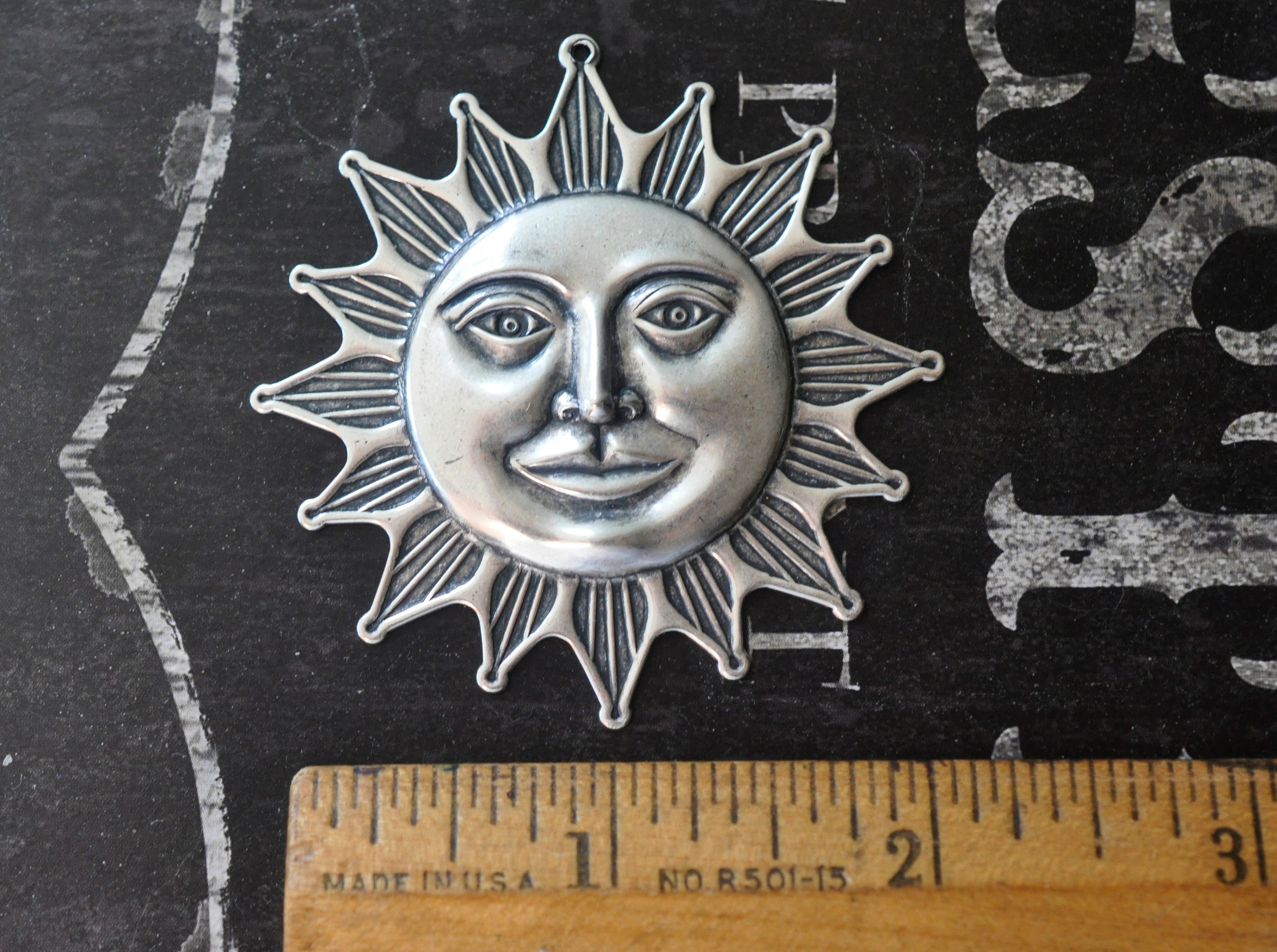 Lisa Zhen's Instagram, Twitter & Facebook on IDCrawl