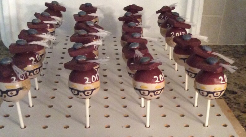 GRADUATION CAKE POPS, Customized With Your School Colors - Etsy