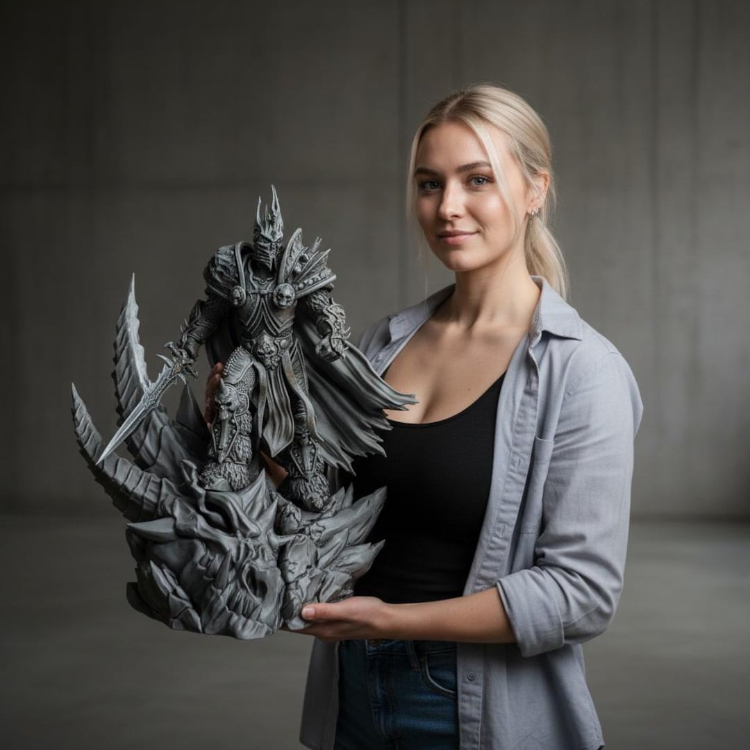 Lich King Arthas STL File – Frozen Undead King 3D Printable Model ...