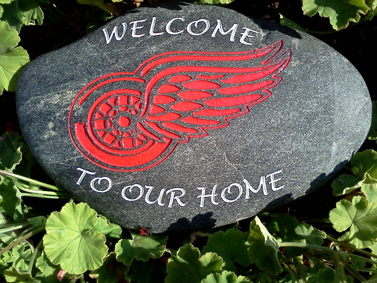 Engraved Welcome Stone With Red Wings Logo - Etsy