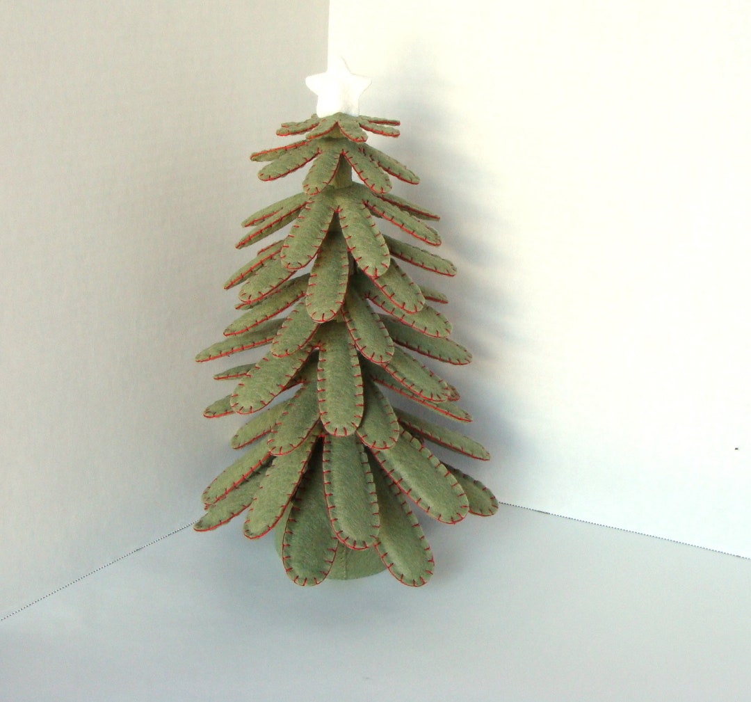 Handmade Felt Christmas Tree: 13" Penny Rug Style Tabletop Decor - Etsy