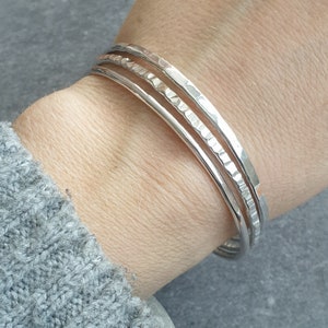 Silver Bangle Trio, Triple Bangle Set, Linked Rings Bangle, Interlocking Bracelet, Classic ...