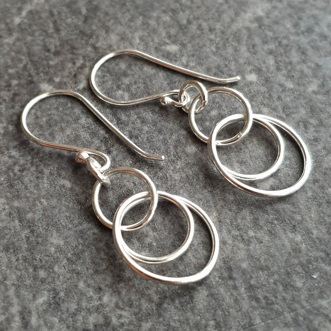 Silver Loop Earrings, Joined Circles, Small Light Hoops - Etsy