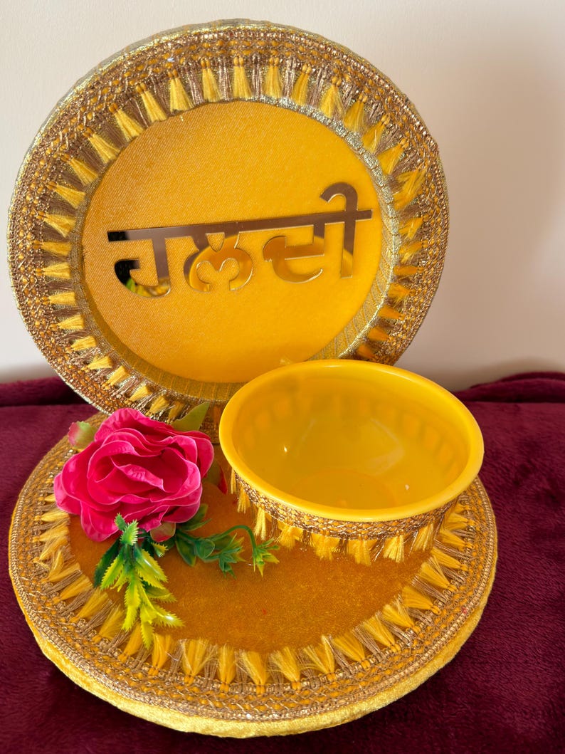 Haldi Ceremony Tray | Indian Wedding Decor, Bridal Haldi Setup, Mehndi ...