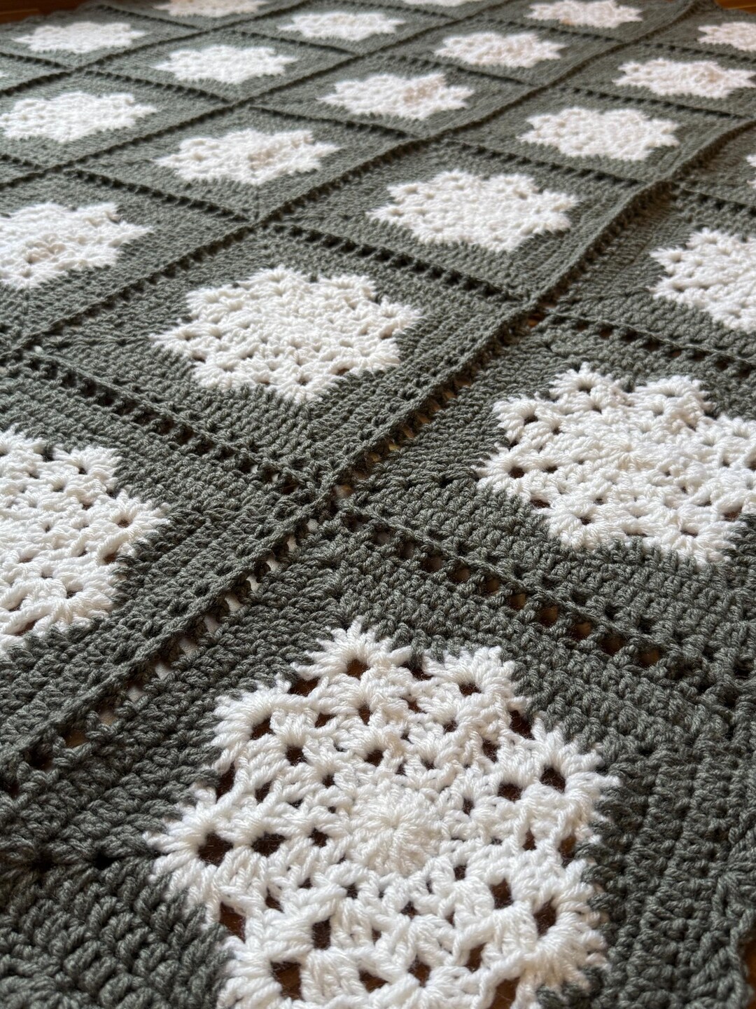 Soft Crocheted Gray Snowflake Blanket - Etsy
