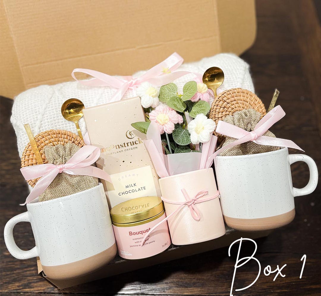 Housewarming Gift Box, Cozy New Home Box, New House Gift Basket for ...