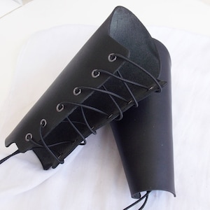 Black LEATHER Bracer, Medieval Leather Bracer, Cosplay Archery Armguard ...
