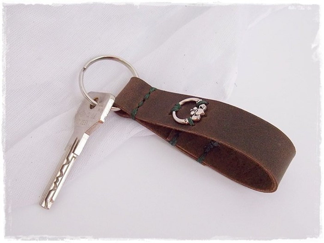Irish Claddagh Keychain Leather Keychain 3rd Anniversary - Etsy