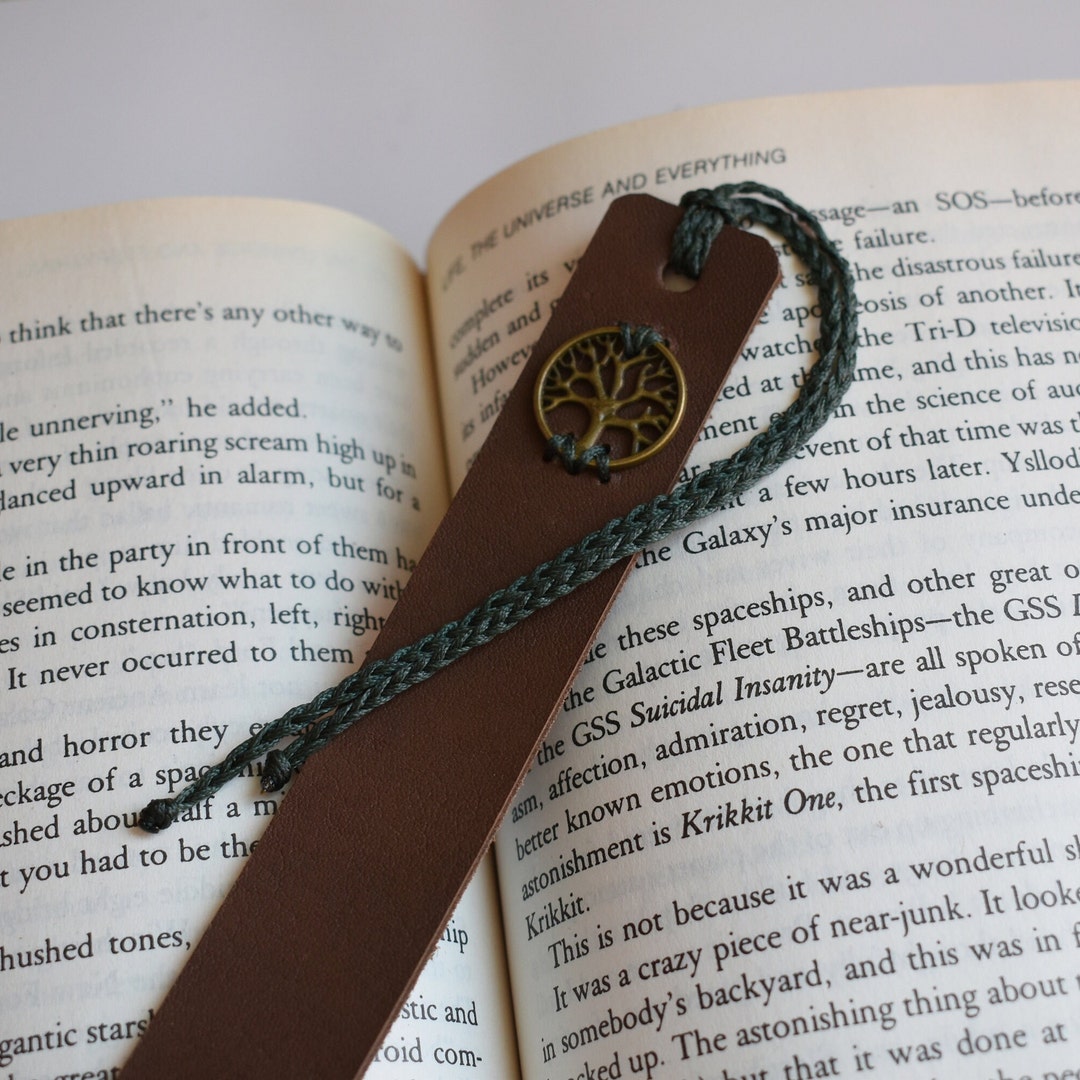 PERSONALIZED Tree of Life Bookmark, Celtic Leather Bookmark, Woodland ...