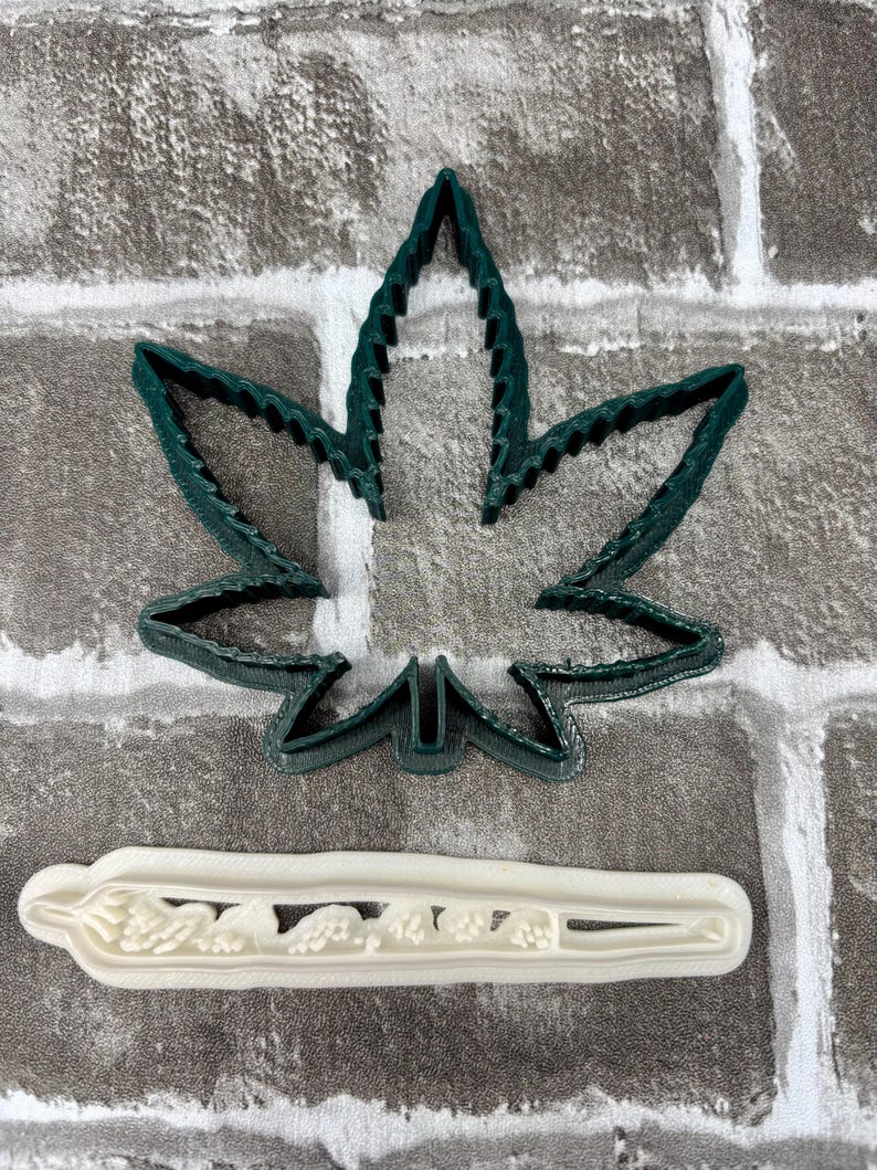 3D Printed Weed Leaf & Joint Cookie Cutter | Cannabis Cookie Cutter ...