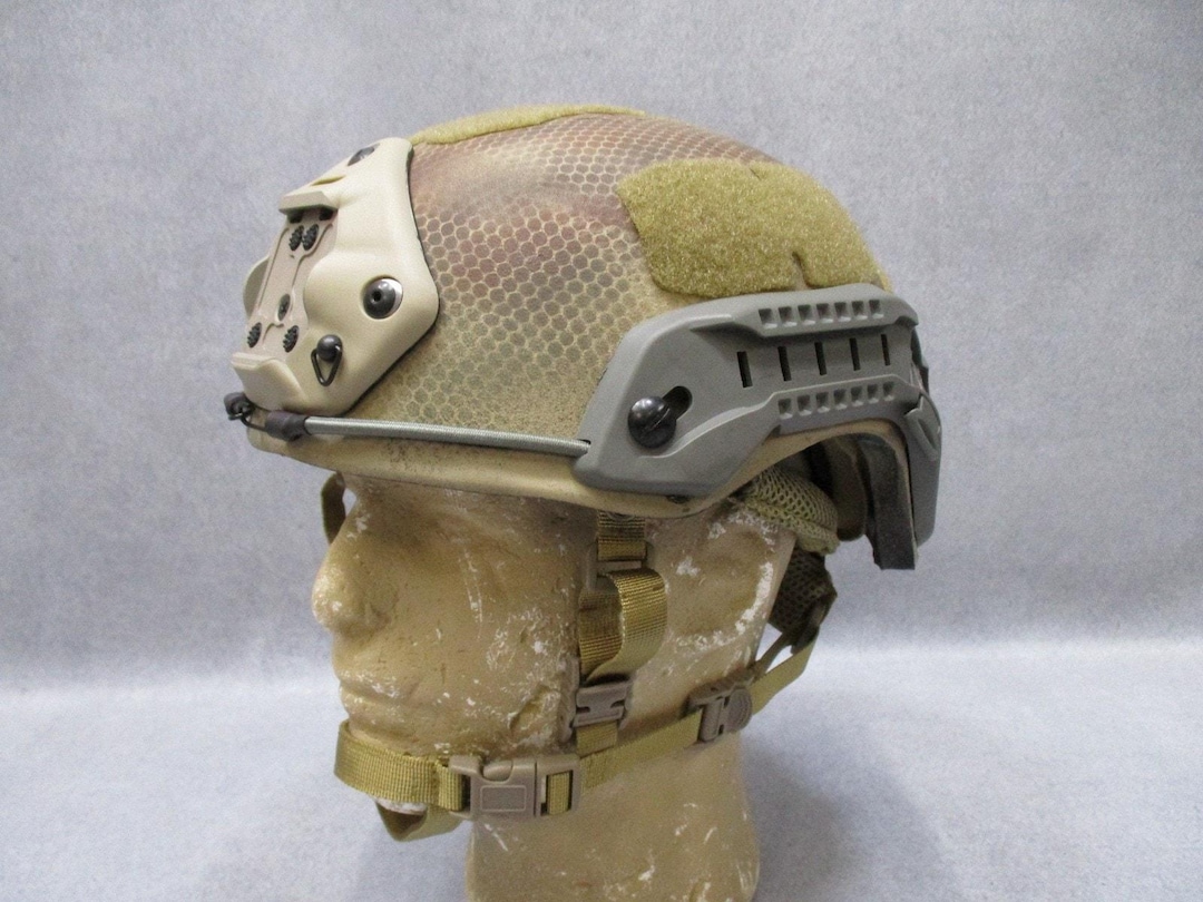 Custom Modified Advanced Combat Helmet ACH Medium W. Rails Shroud ...