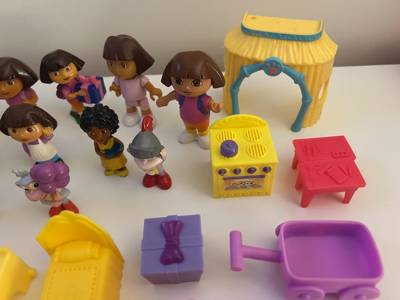 Dora the Explorer Lot – Dora Figures & Accessories | Vintage ...