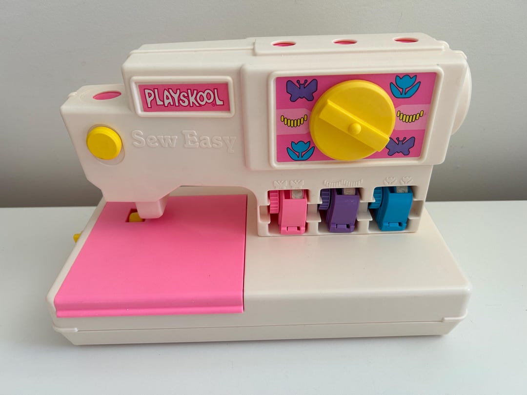Rare!! Vintage Playskool Sew Easy Toy Sewing Machine – 1980s – Retro ...