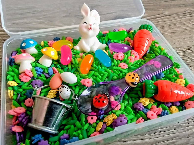 Spring Sensory Bin (small and Portable Open Ended Play) - Etsy