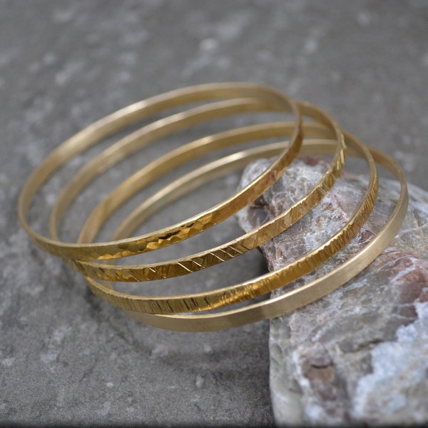 Minimalist Bangle - Etsy