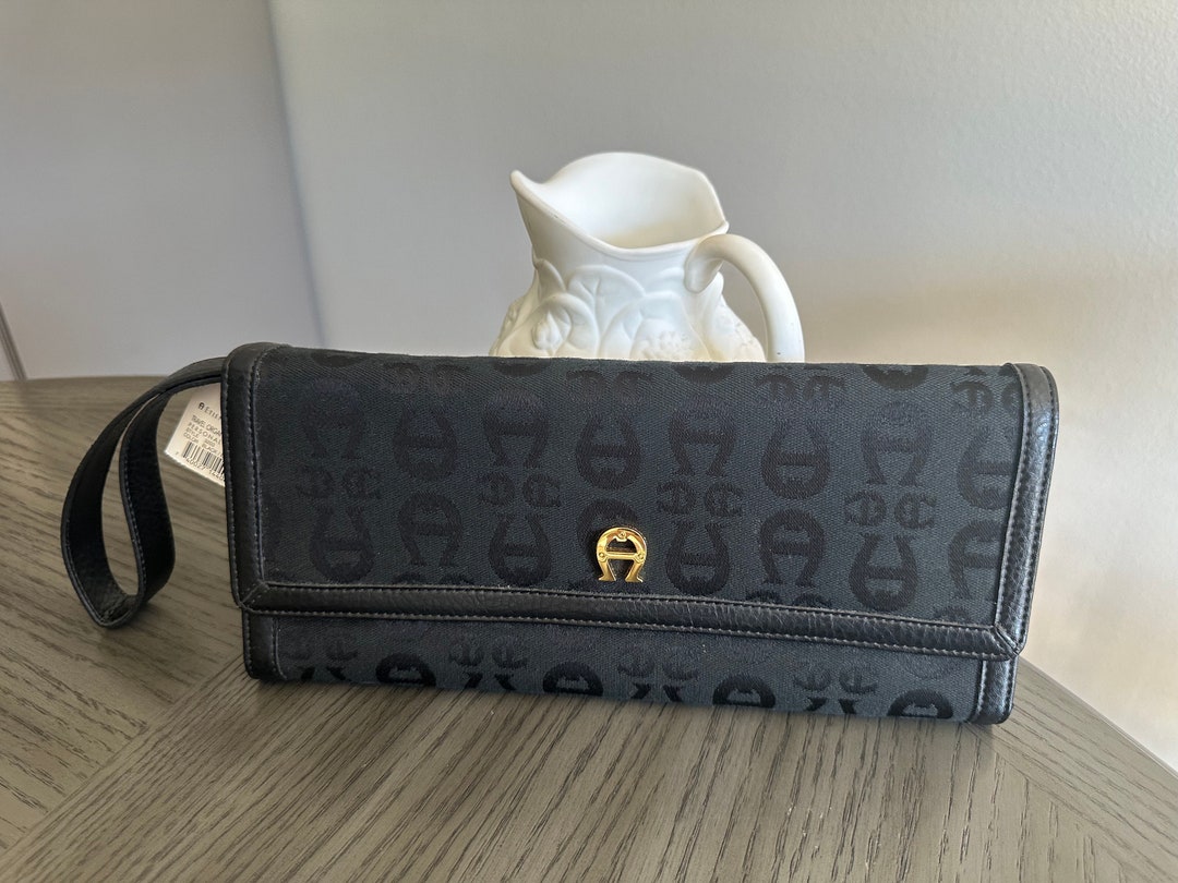 Vintage Etienne Aigner Shoulder Logo Clutch - Etsy