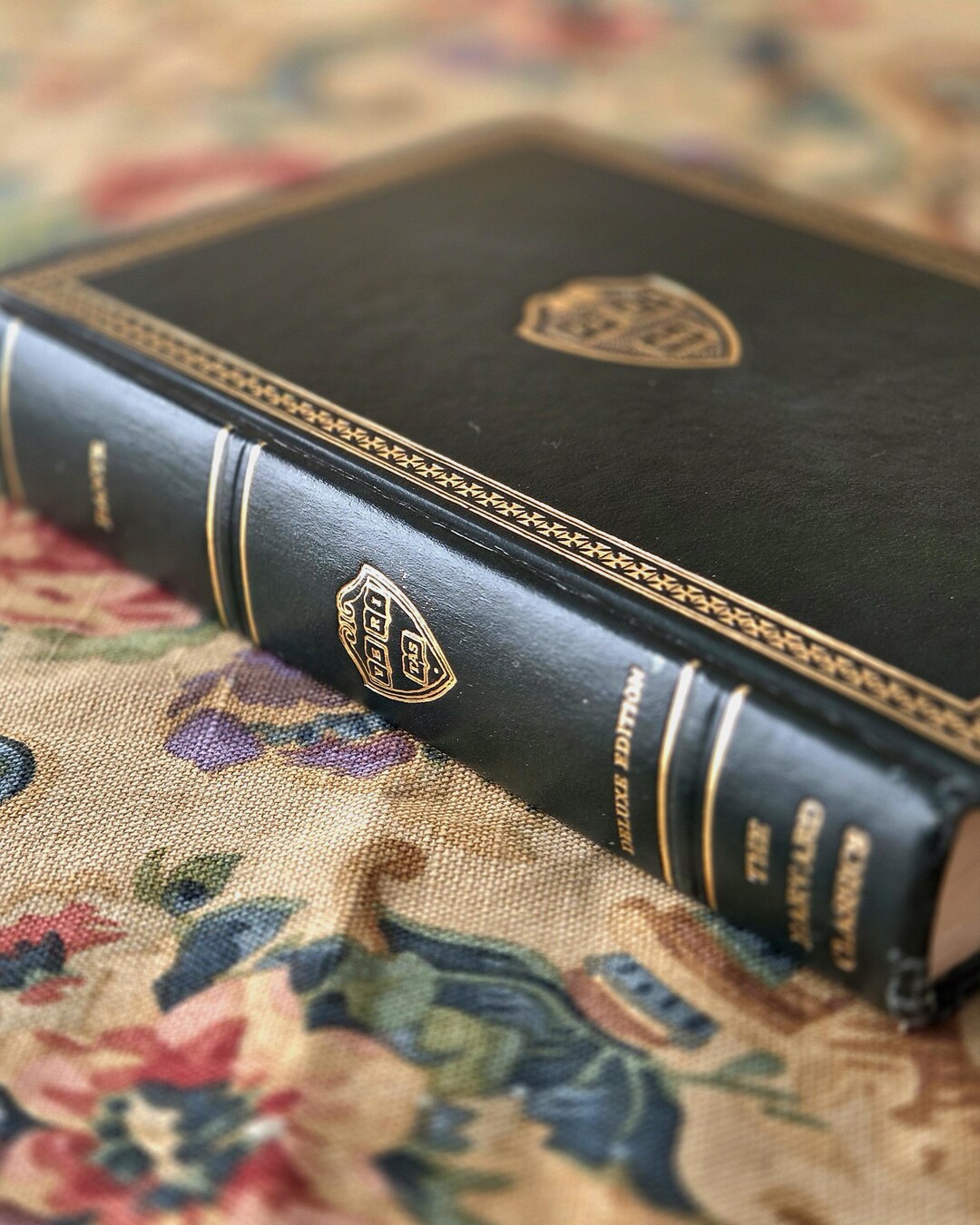 Green Hardcover Book With Heraldic Crest - Deluxe Edition Harvard ...