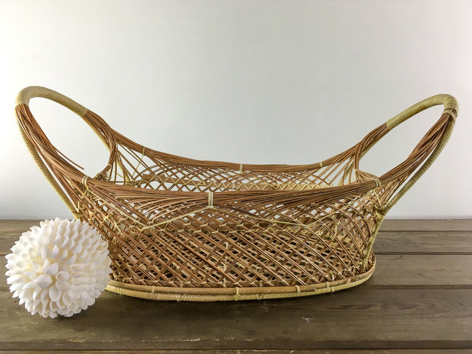 Large French Country Wicker Basket With Decorative Round - Etsy
