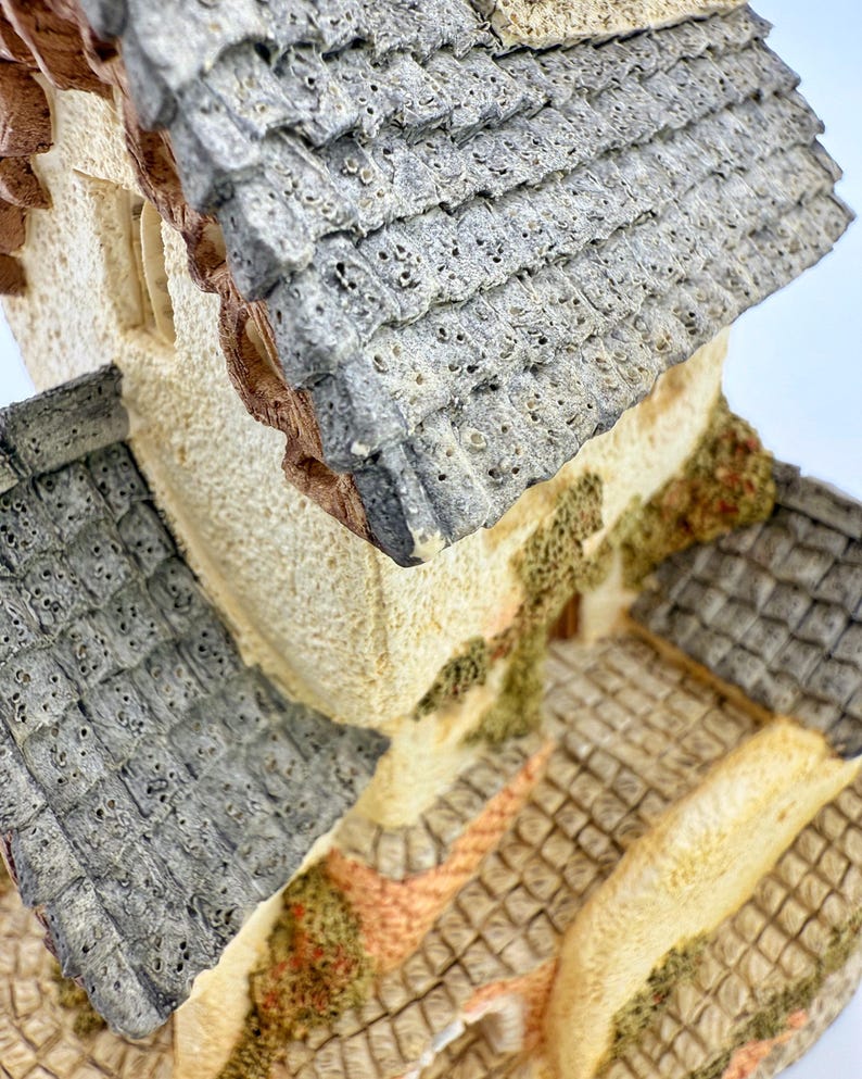 Vintage David Winter Cottage: House of Master Mason, English Village ...