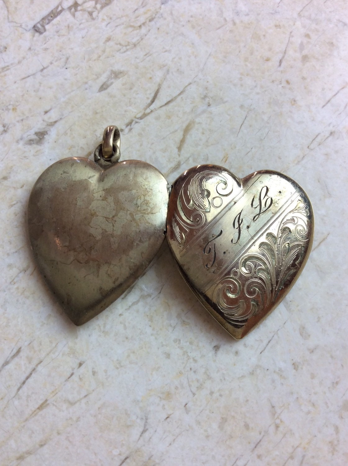 Antique Gold Heart Locket - Etsy