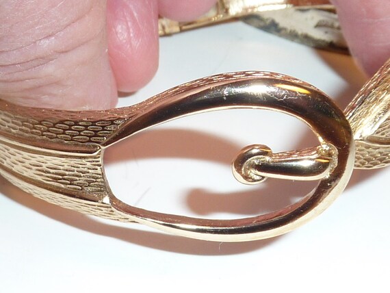 Vintage Belt Buckle Bracelet Avon - Gem