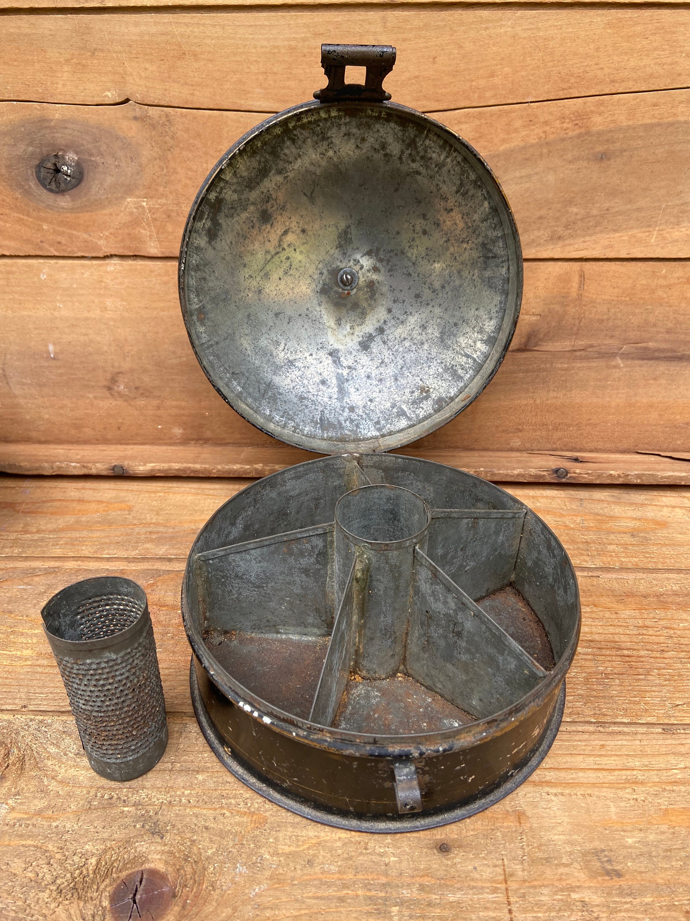 Antique Tin Spice Box With Original Nutmeg Grater and Five Compartments ...