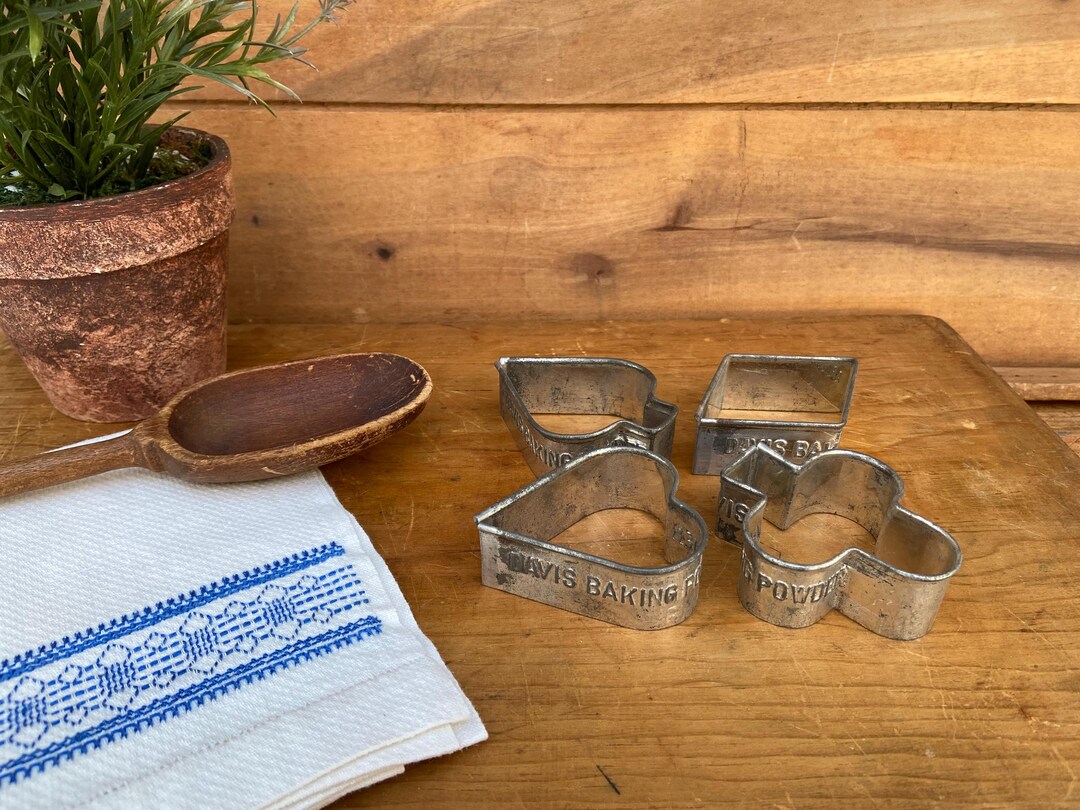 Vintage Set of 4 Davis Baking Powder Advertising Tin Cookie Cutters ...