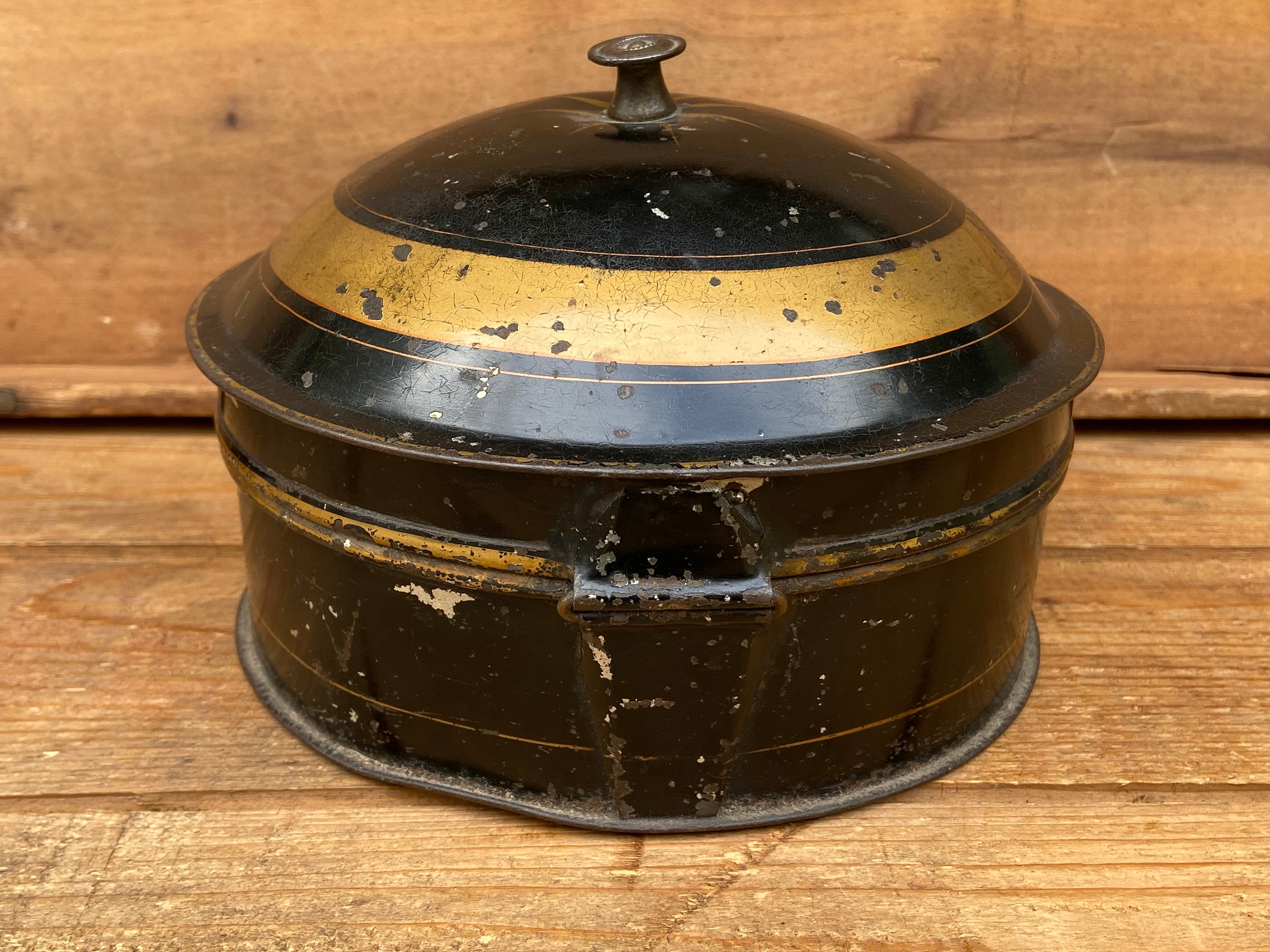 Antique Tin Spice Box With Original Nutmeg Grater and Five Compartments ...