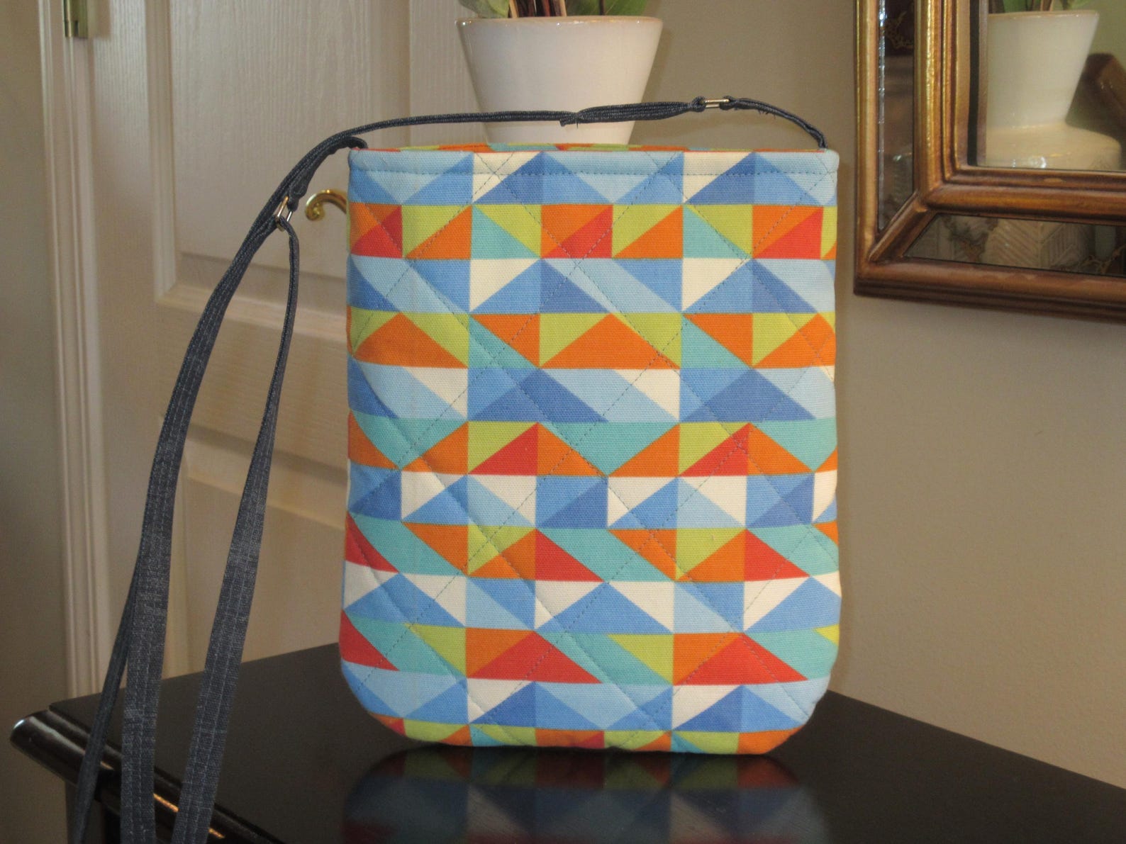 Multi-color Diagonal Print With Front Cell Pocket in Whimsical Flower ...