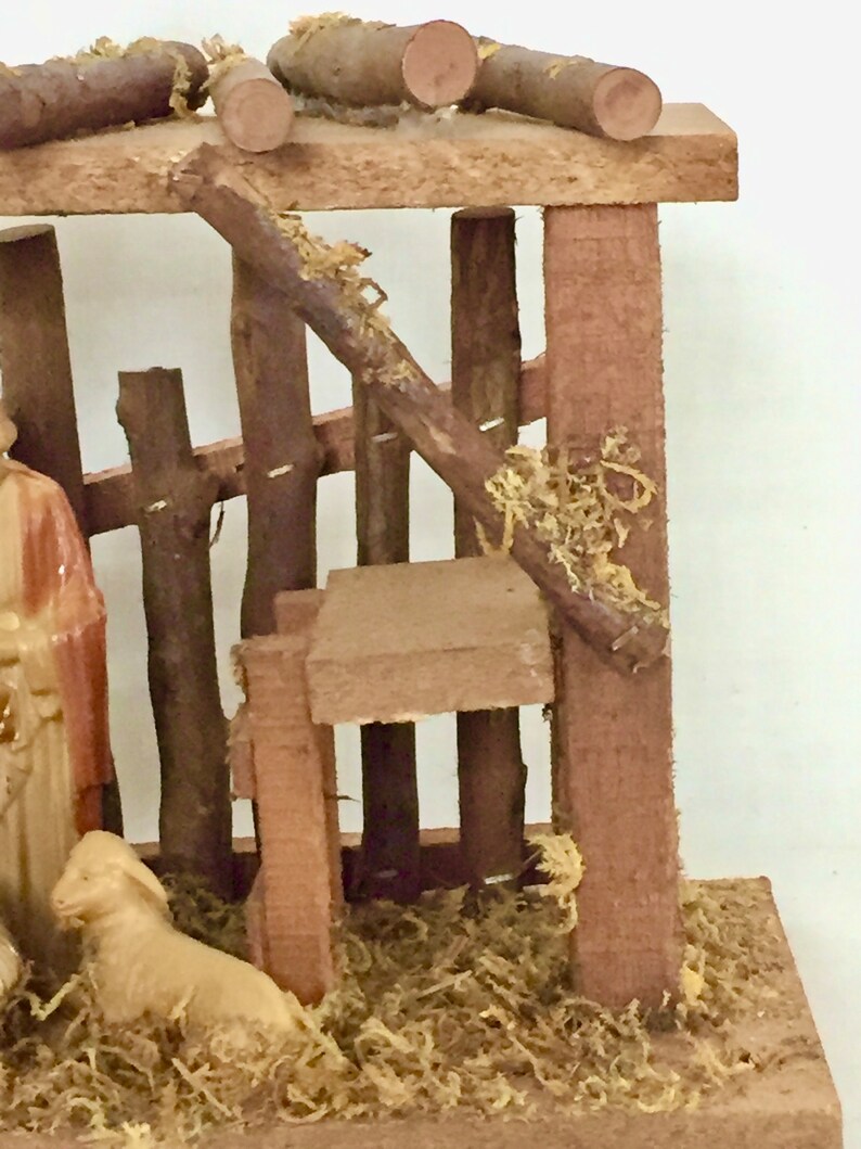 5 Figure Wood Creche Stable Taiwan - Etsy