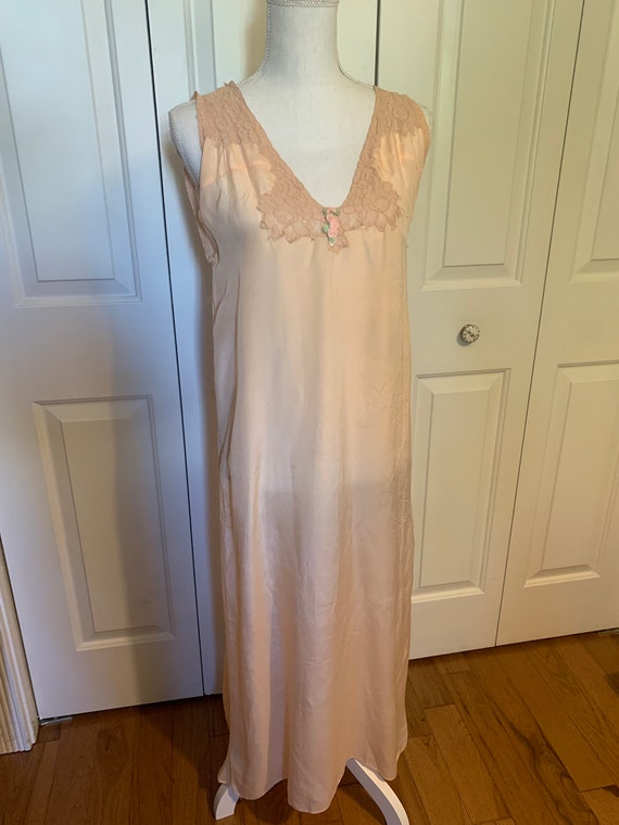 1940s Handmade Peach Nightgown - Gem