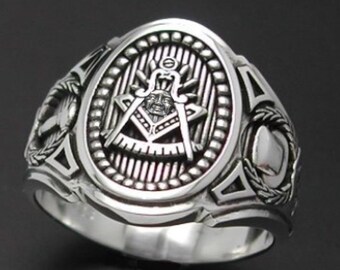 Past Master Masonic Ring in Sterling Silver With Oxidized Finish Style ...
