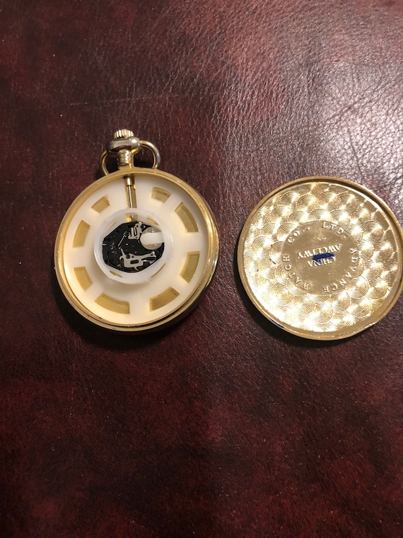 Vintage Etched Pocket Watch LTD Advance Watch Co Quar… - Gem