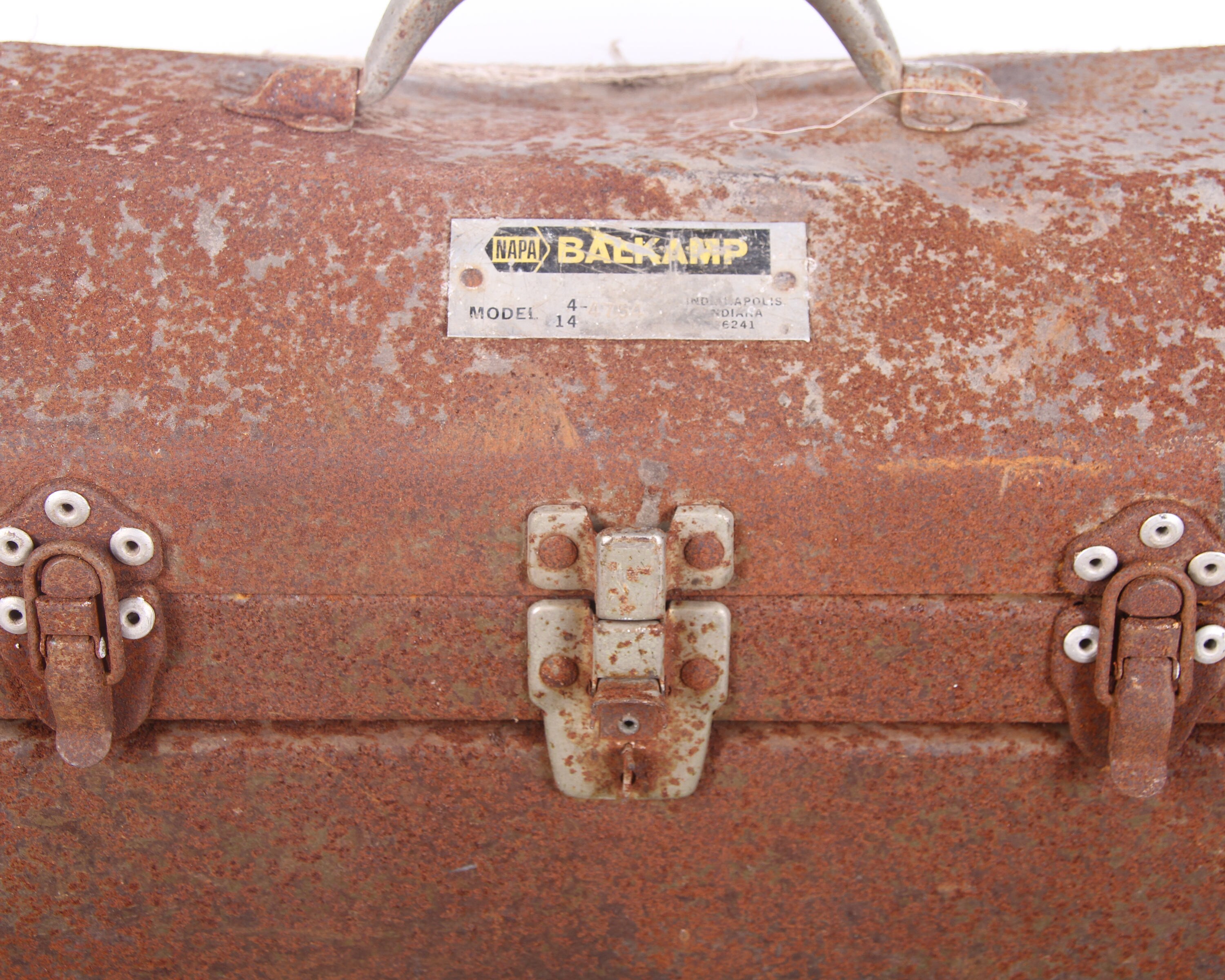 Vintage Rusted Napa Balkamp Metal Toolbox / Industrial Box / | Etsy UK