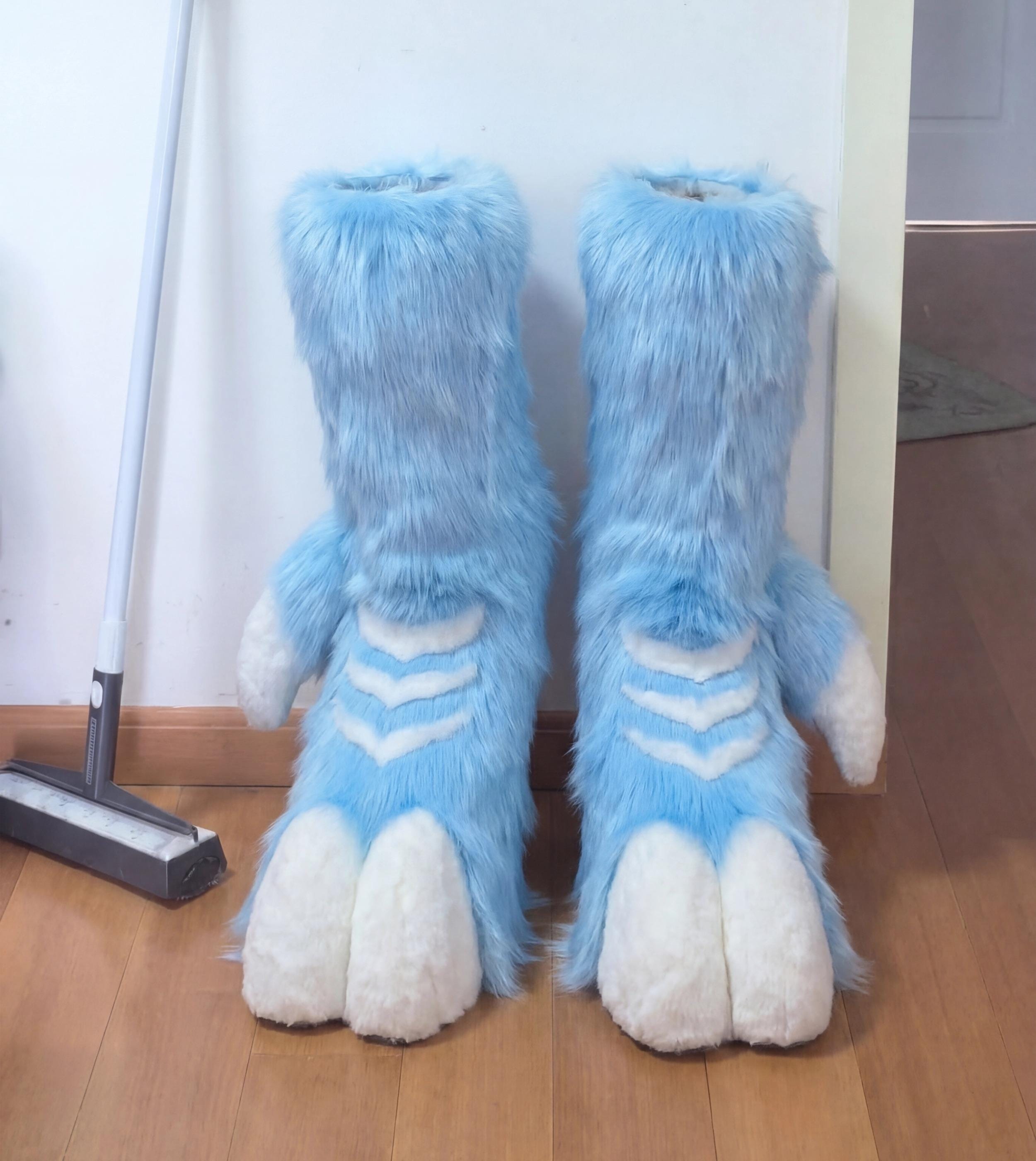 Fantasy Creature Fursuit Digitigrade Feet Premade, Realistic Fursuit ...