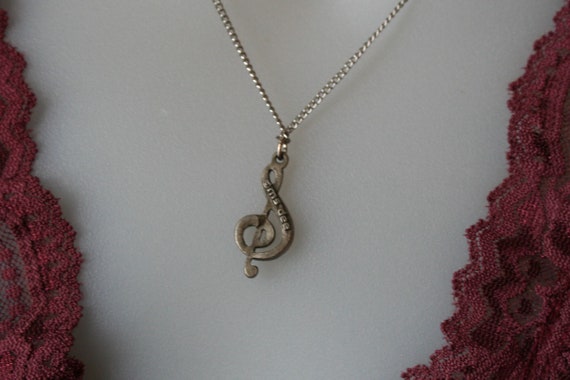 Music Note Necklace Pewter Ms Dee - Gem