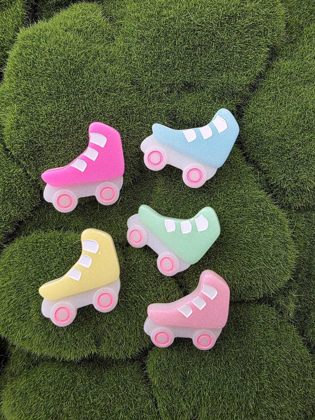 Pastel Roller Skate Cabochons – Set of 5 Kawaii Retro Skate Charms ...