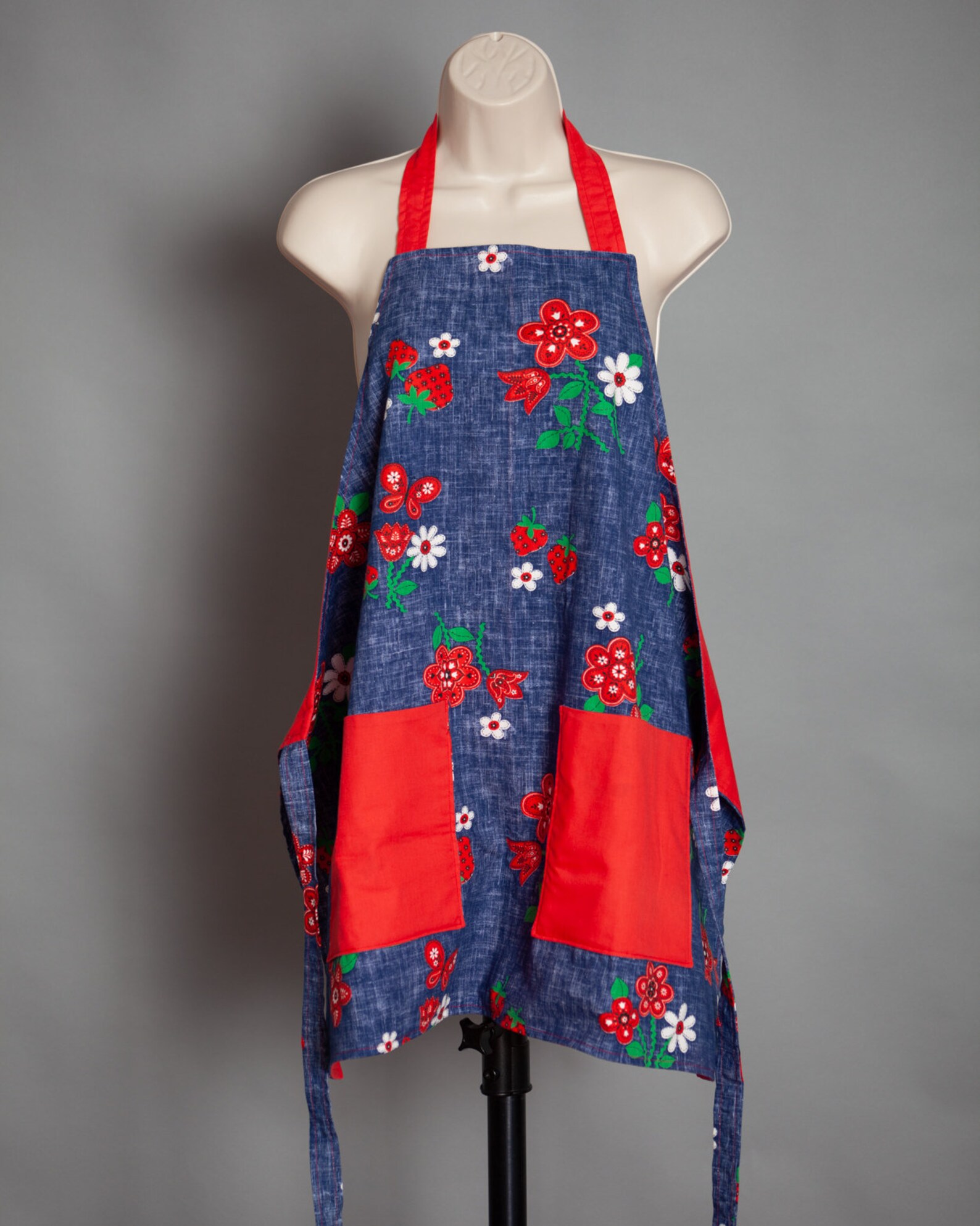 Cute Homemade Apron floral pattern srawberry vintage fabric | Etsy