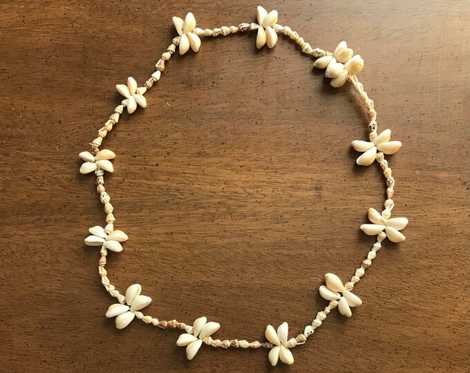 Vintage 70s 80s Shell Necklace - Etsy