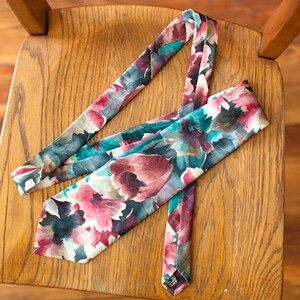 Floral Spring Tie Manhattan - Etsy