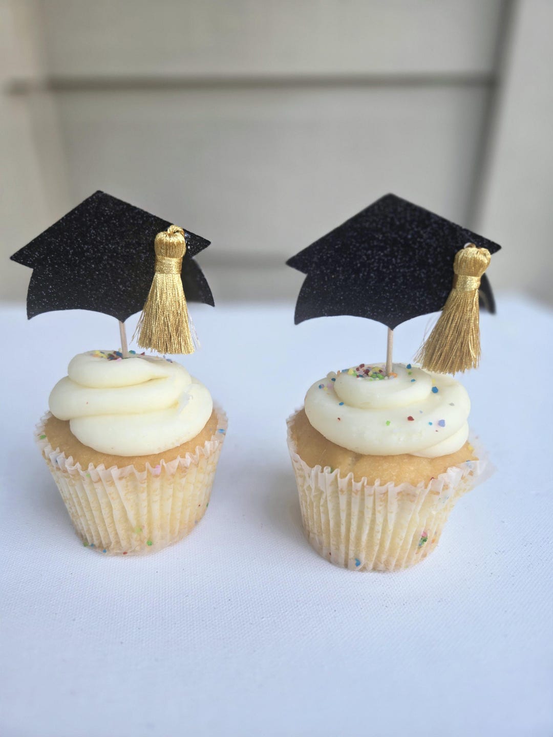 Graduation Cupcake Toppers, Black Glitter With Gold Tassel, Graduation ...