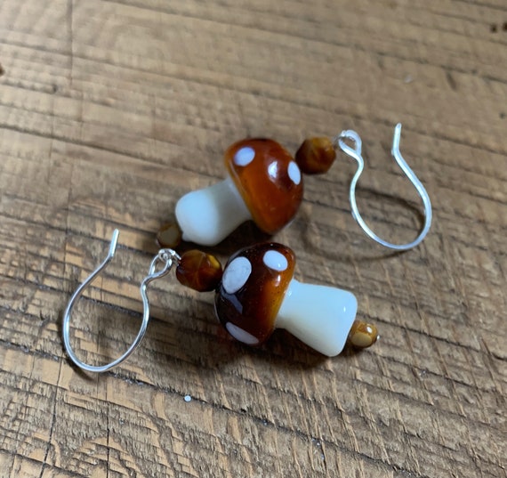 Etsy mushroom earrings store