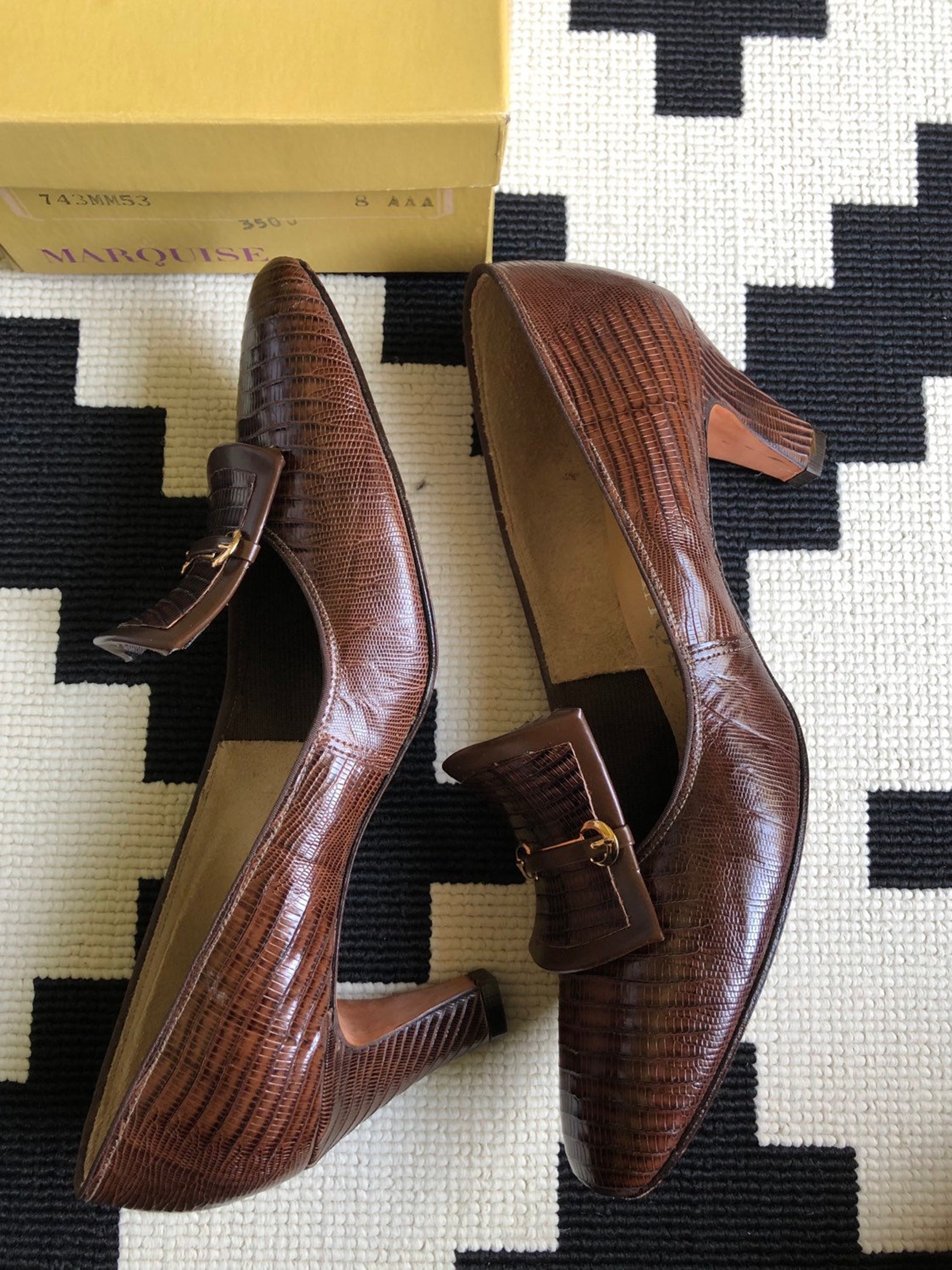 70s Alligator Pilgrim Pumps Heels Shoe Clips Brown 8 AAA Marquis ...