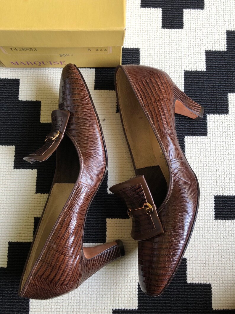 70s Alligator Pilgrim Pumps Heels Shoe Clips Brown 8 AAA Marquis ...