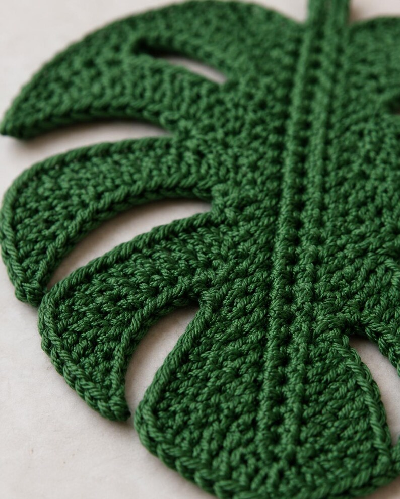 Monstera Leaf Coaster Crochet Pattern PDF, Tropical Plant Mug Rug ...