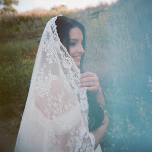 Ivory Lace Ankle Length Mantilla Wedding Veil, Traditional Italian ...